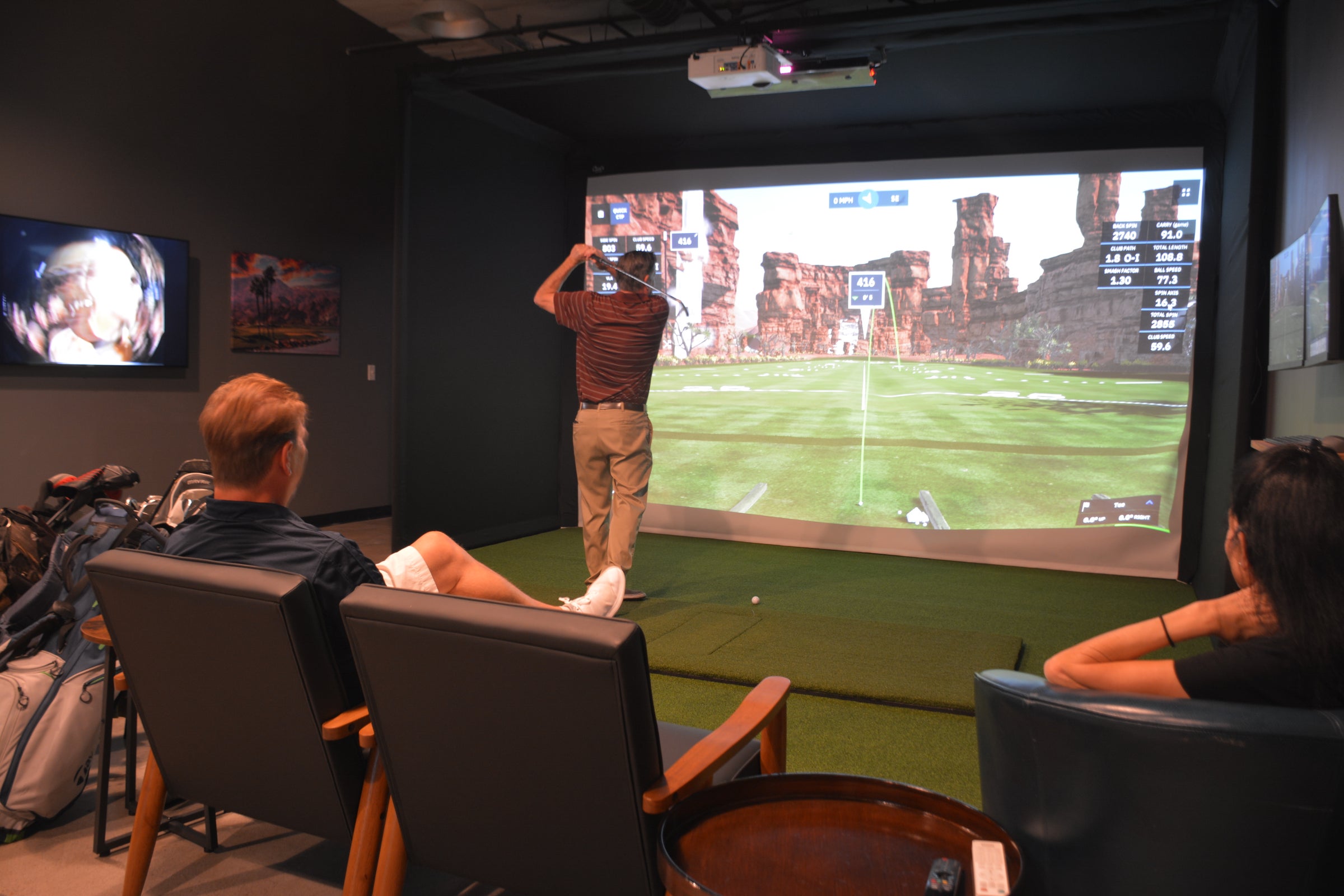 Golf Simulators & Lounge | Greenies Golf Club